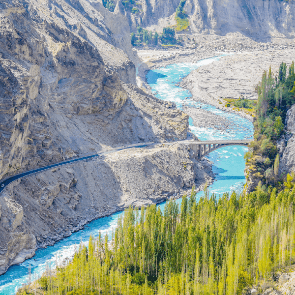 Why should you visit Hunza Valley? - Gypsy Traces and Tours