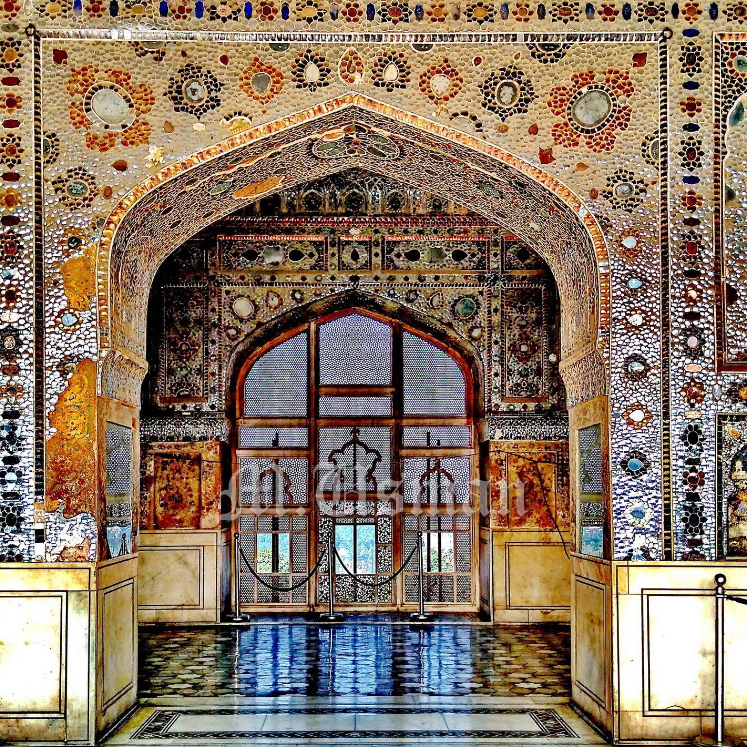 Sheesh Mahal (Palace of Mirrors) - Gypsy Traces and Tours