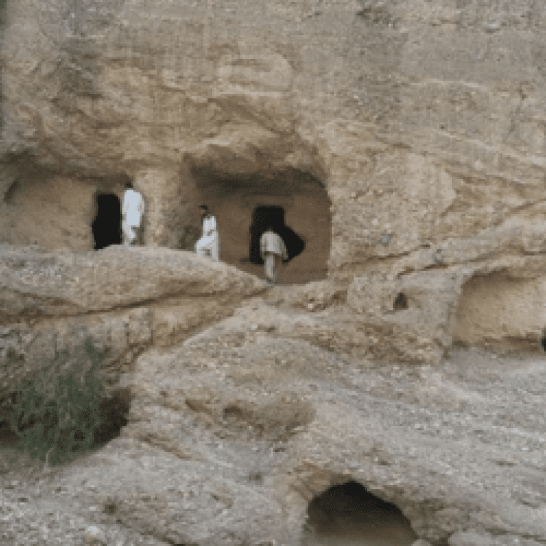 1500 Gondrani Caves: The Mystery of Buddhist Traces in Balochistan ...