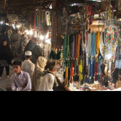Bibi Pak Daman Shrine Lahore: A Soulful Place to Visit in 2025 - Gypsy ...