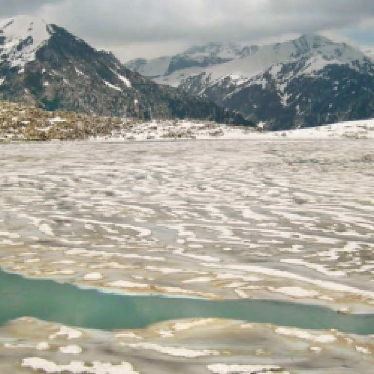 Daral Lake: Trek it to Beauty in 2025 - Gypsy Traces and Tours
